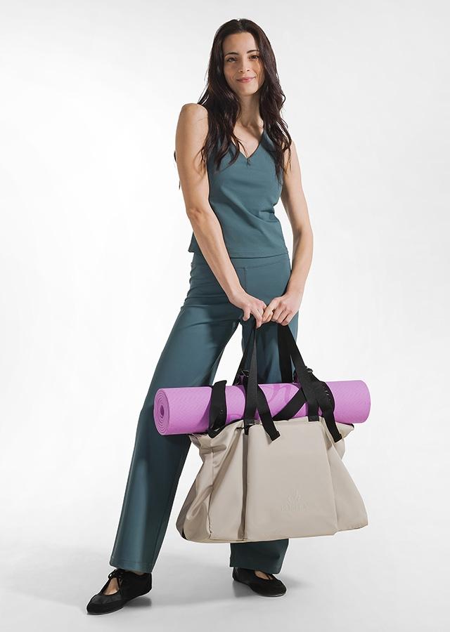 9 podstawowych pozycji jogi – asany dla początkujących